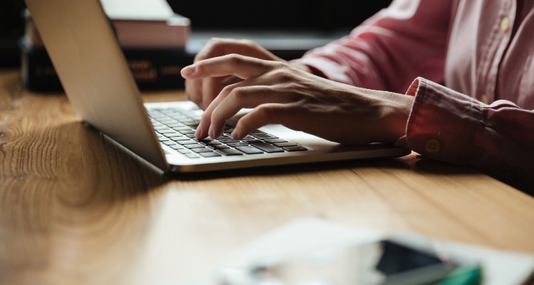 ¿Cómo iniciar sesión en línea en el FAOV BANAVIH? - CeNews