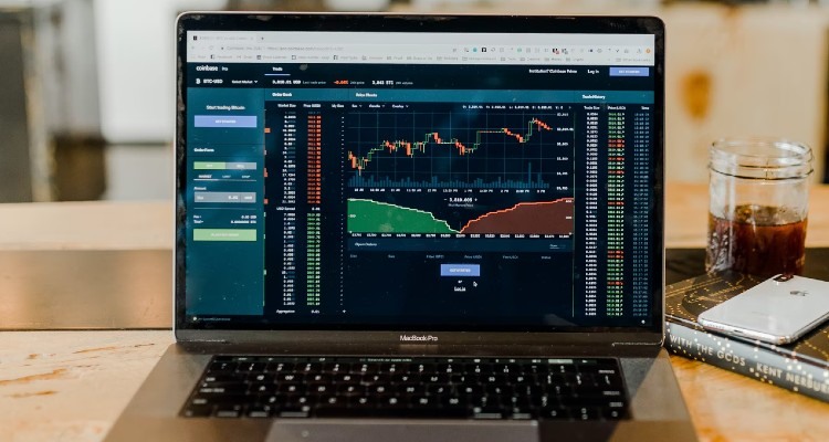 ¿Qué son los robots de trading? - CeNews